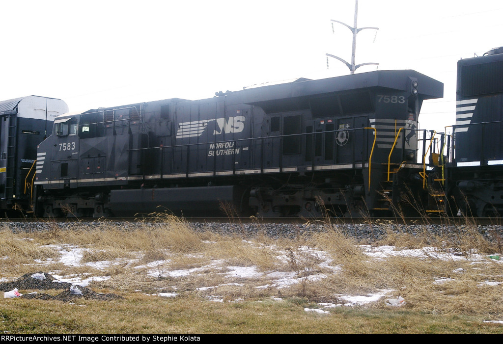 NS 7583